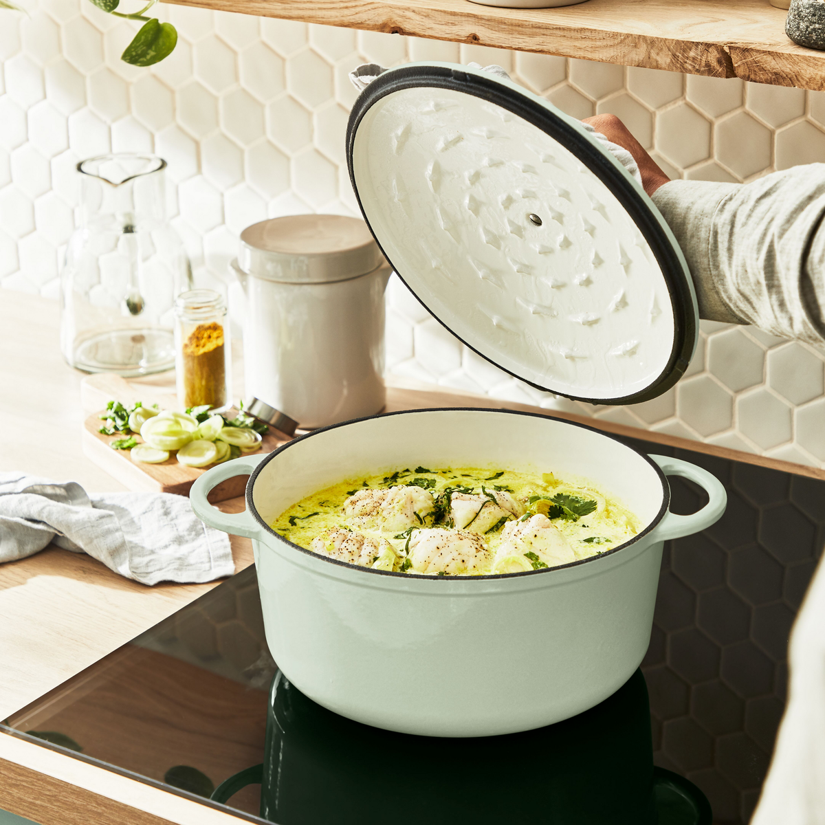 Tefal LOV Induction Cast Iron Green Lichen Stewpot 25cm/5L + Lid